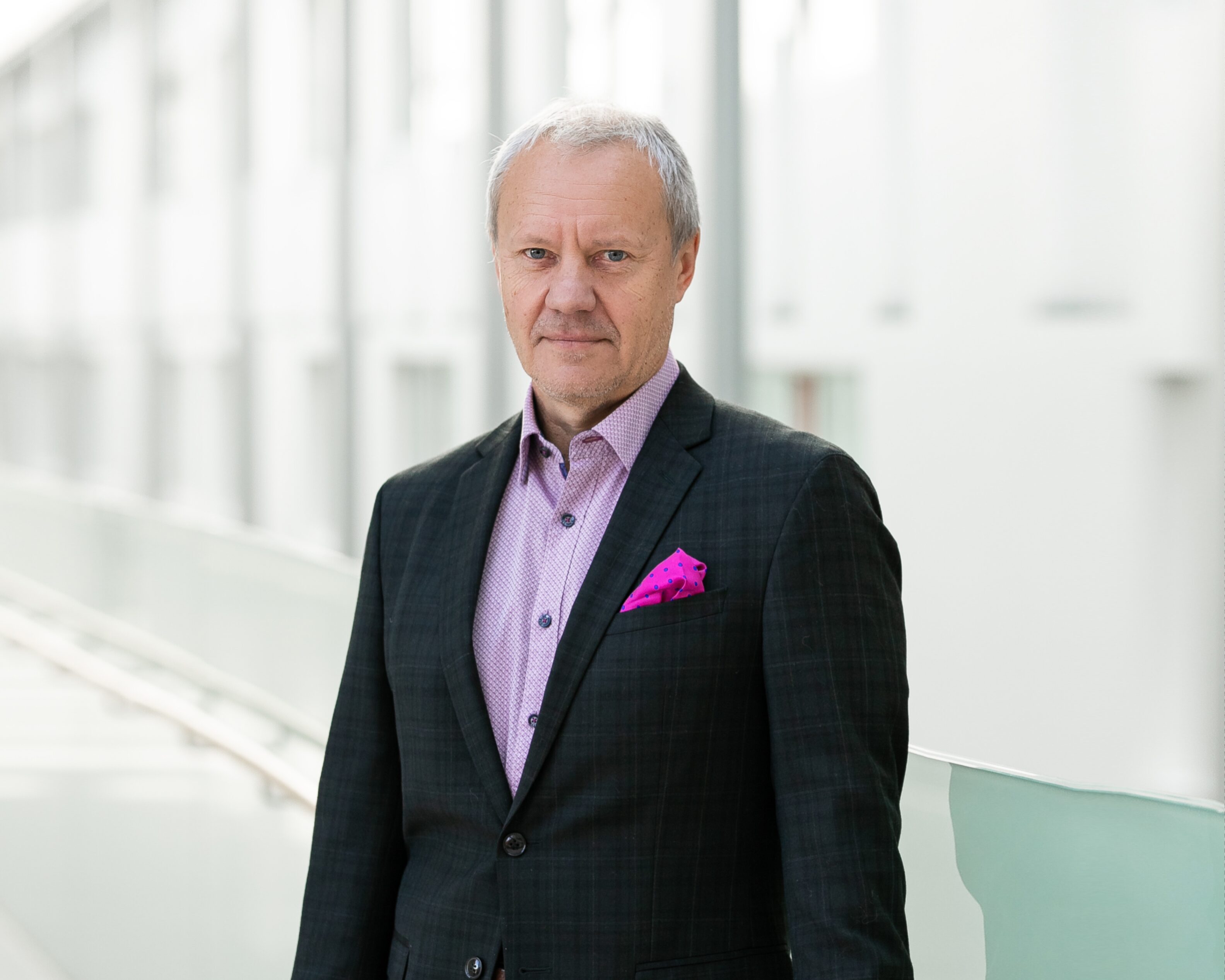 Tartu Ülikooli Kliinikumi juhatuse esimehena jätkab Priit Perens ...